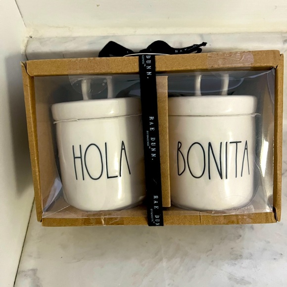 Rae Dunn | Storage & Organization | Rae Dunn Hola Bonita Loop Knob ...